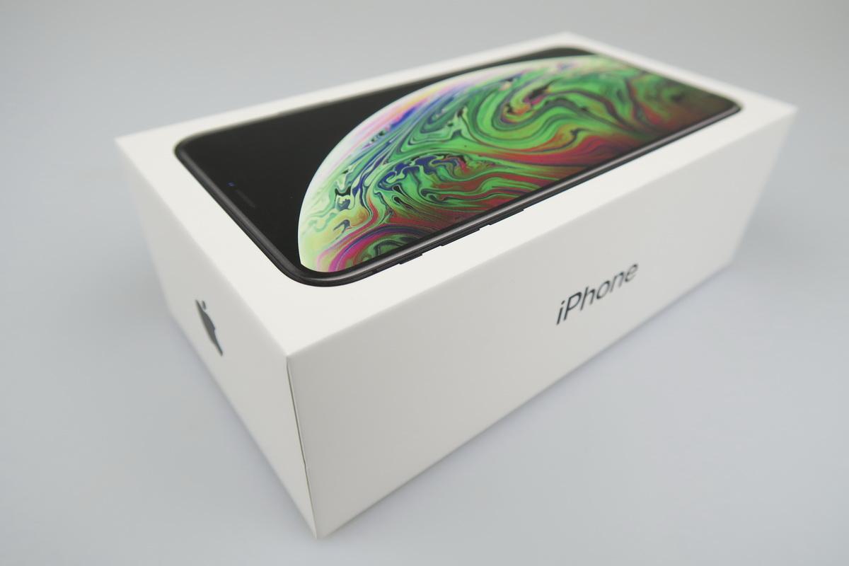 Apple iPhone XS Max Review