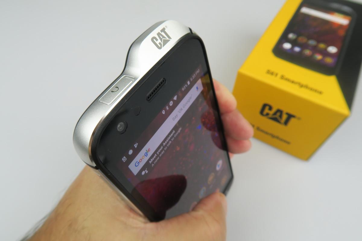 CAT S61 Unboxing: telefon robust cu cameră termică, "ruletă" laser şi ...