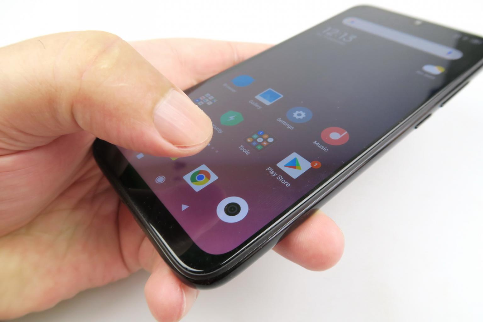 Xiaomi Redmi Note 7: OS, UI, aplicaţii clasice pe felia MIUI, fără app ...