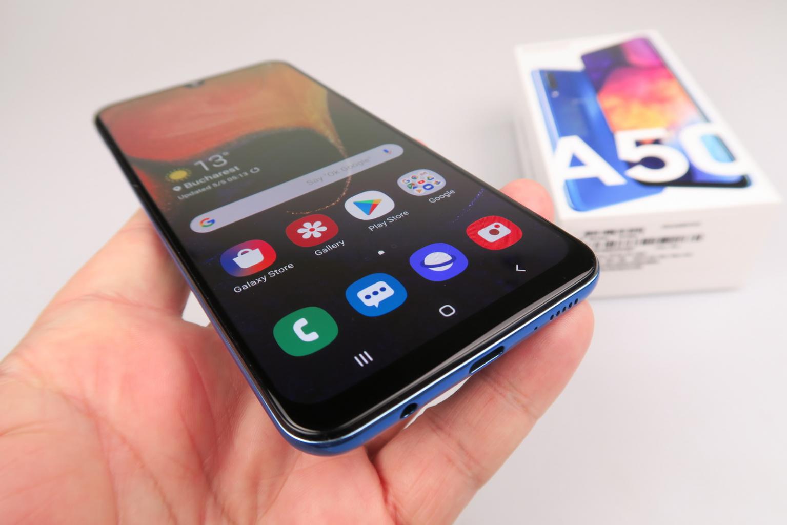 Samsung Galaxy A50 Unboxing: cel mai dorit telefon midrange vine cu ...